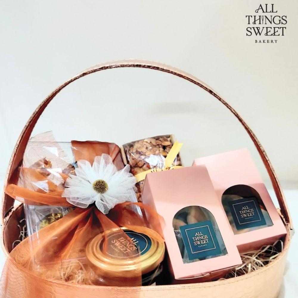 All things Sweet - Leading Online Cake Maker